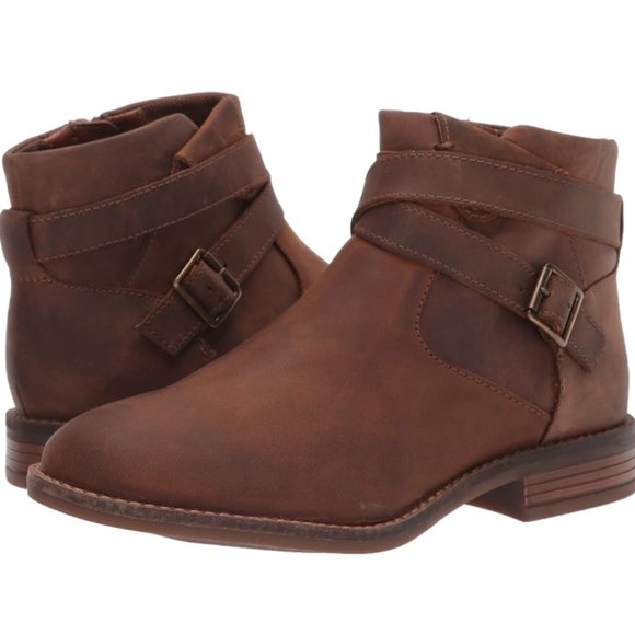 Clarks | Shoes | New Clarks Womens Camzin Dime Ankle Boot Dark Tan ...